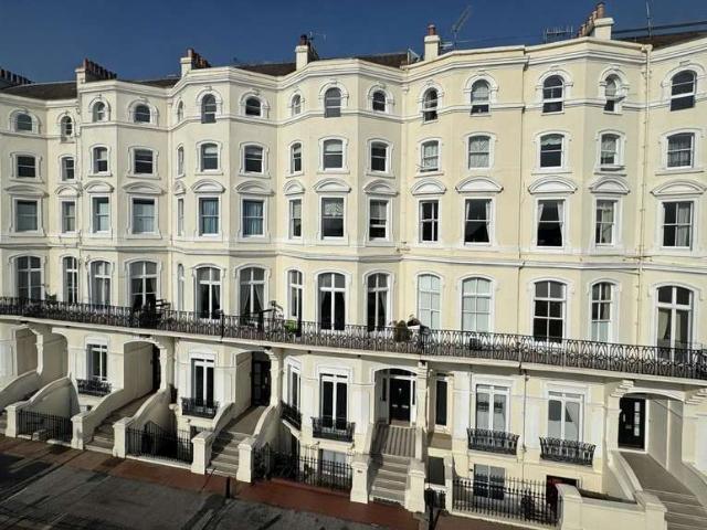 1 Bedroom Apartment Flat