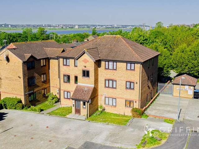 1 Bedroom Apartment Flat