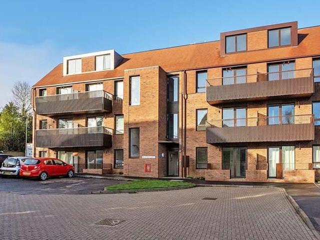 1 Bedroom Apartment Flat