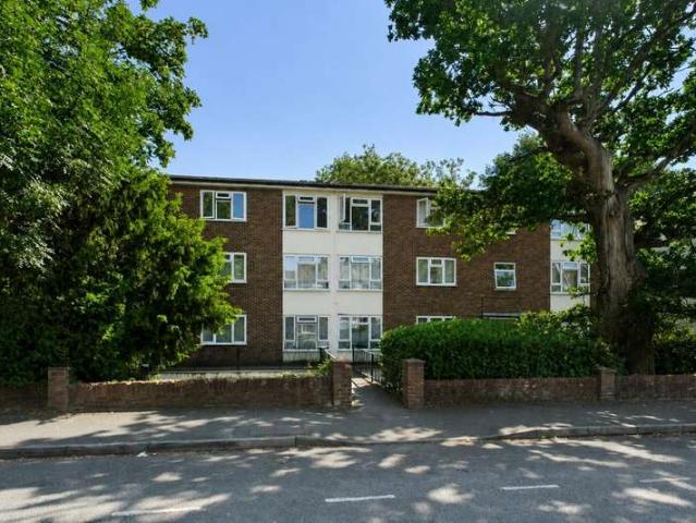 1 Bedroom Apartment Flat