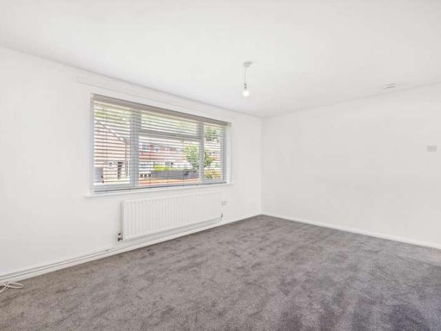 1 Bedroom Apartment Flat