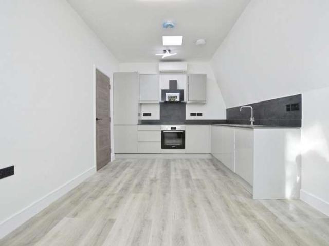 1 Bedroom Apartment Flat