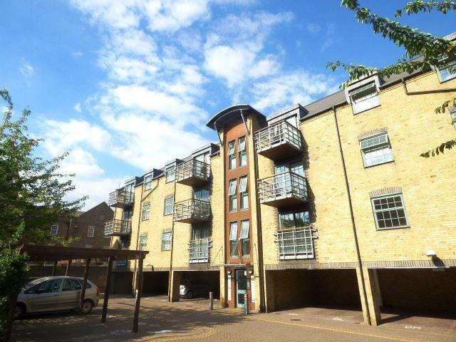 1 Bedroom Apartment Flat