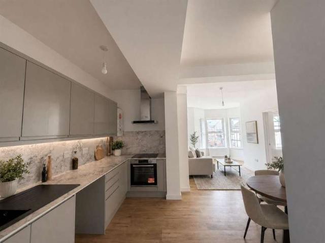 1 Bedroom Apartment Flat