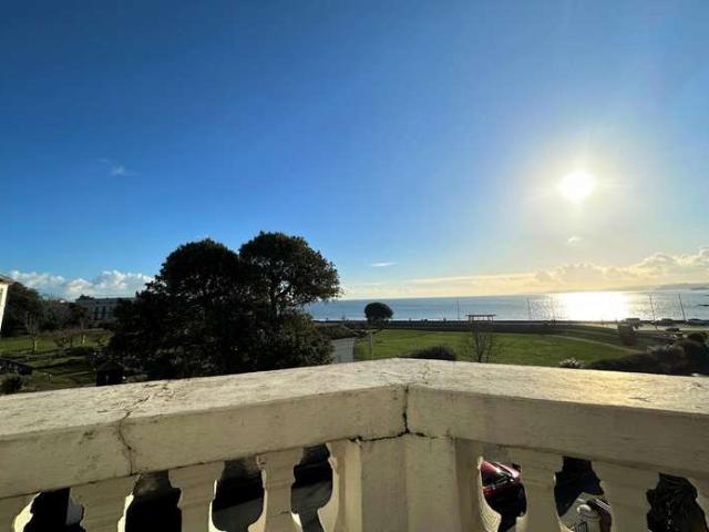 1 Bedroom Apartment Flat