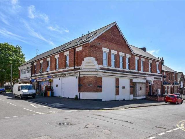 1 Bedroom Apartment Flat