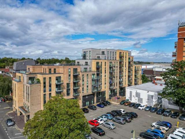 1 Bedroom Apartment Flat