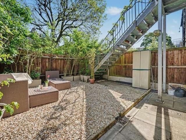 1 Bedroom Apartment Flat