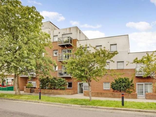 1 Bedroom Apartment Flat