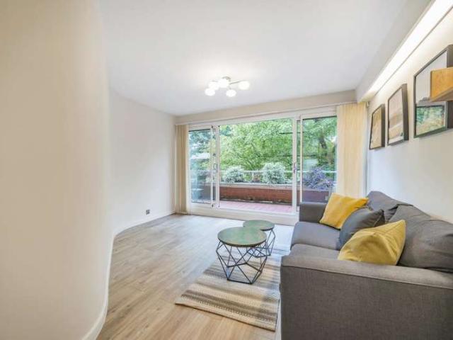 1 Bedroom Apartment Flat