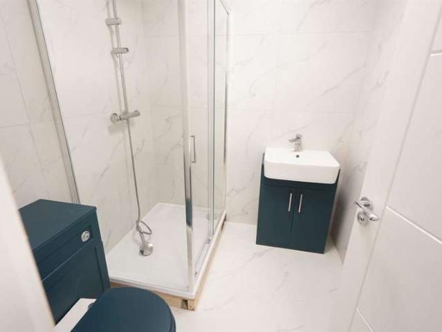 1 Bedroom Apartment Flat