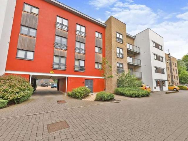 1 Bedroom Apartment Flat