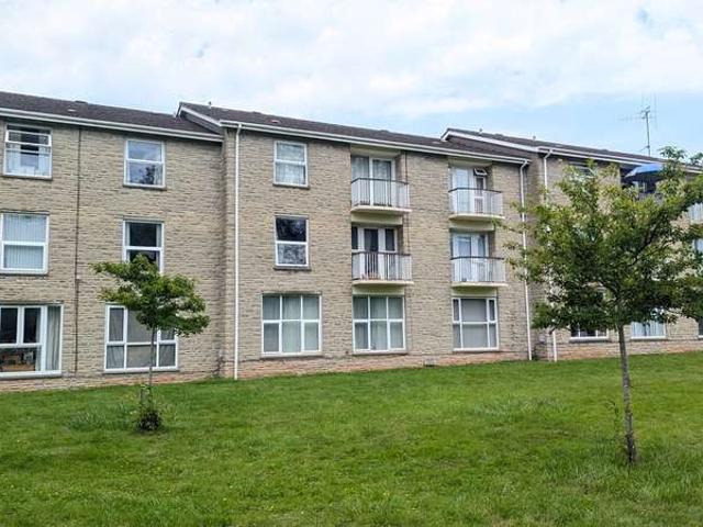 1 Bedroom Apartment Flat