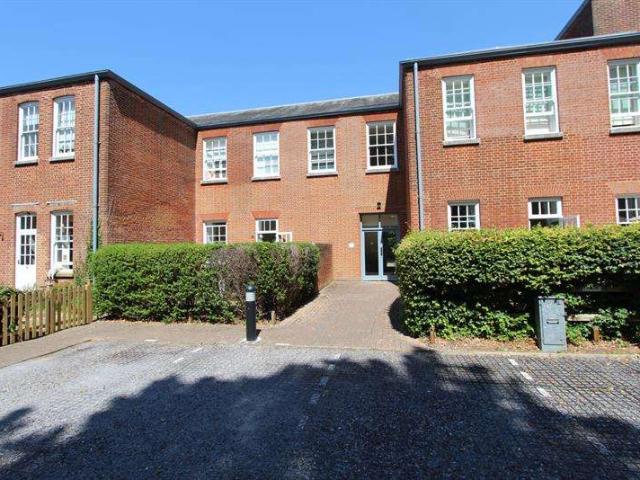2 Bedroom Apartment Flat
