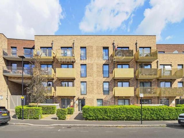 1 Bedroom Apartment Flat
