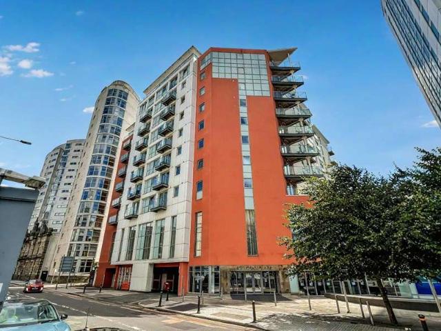 1 Bedroom Apartment Flat