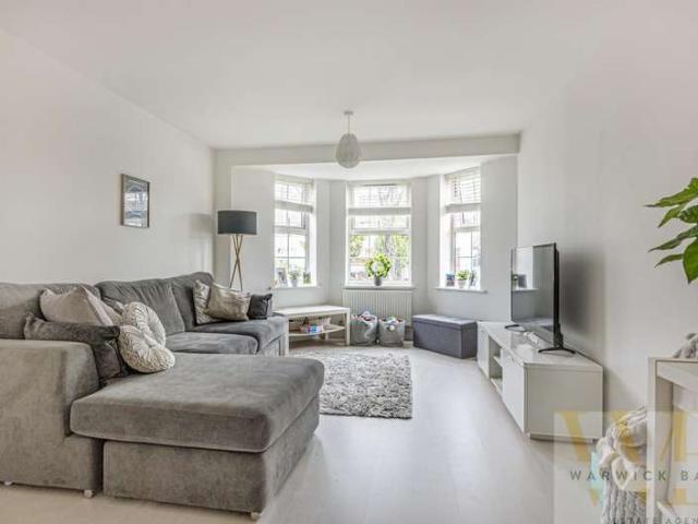 1 Bedroom Apartment Flat