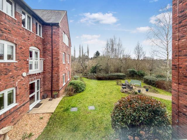 1 Bedroom Apartment Flat