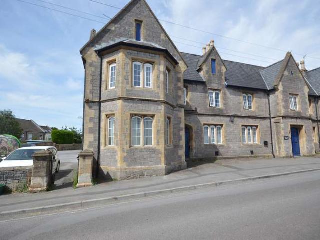 1 Bedroom Apartment Flat