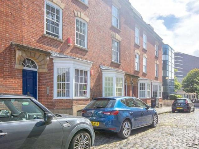 1 Bedroom Apartment Flat