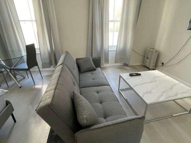 1 Bedroom Apartment Flat