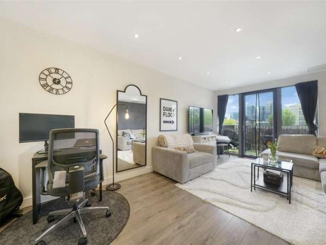 1 Bedroom Apartment Flat