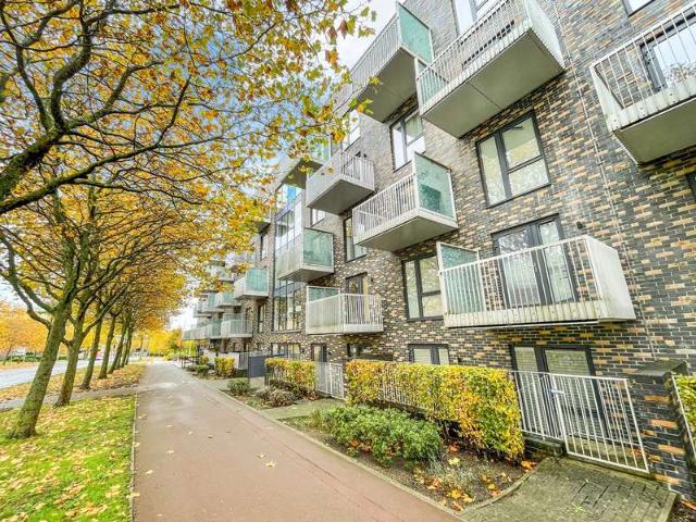 1 Bedroom Apartment Flat