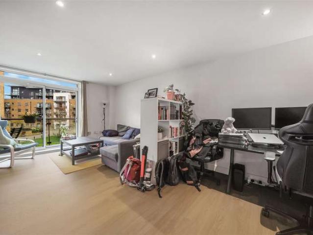 1 Bedroom Apartment Flat