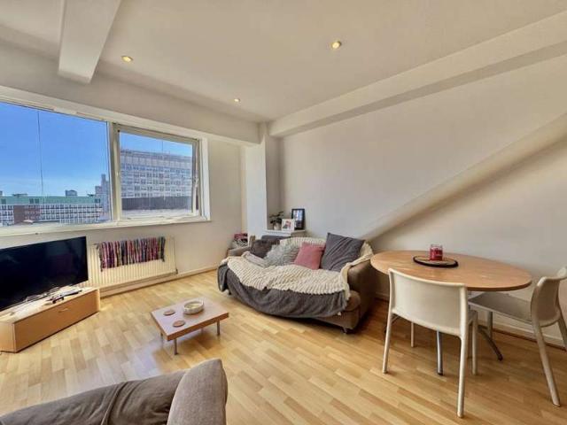 1 Bedroom Apartment Flat