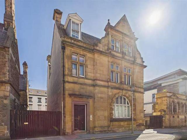 1 Bedroom Apartment Flat