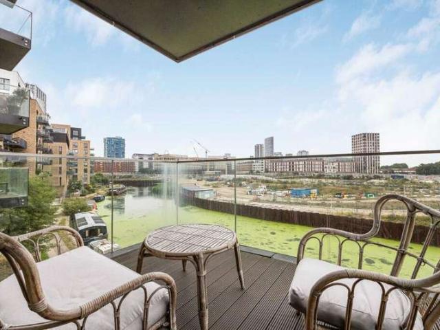 1 Bedroom Apartment Flat