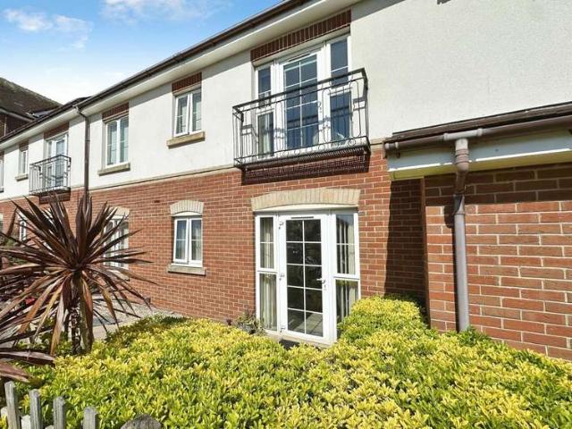 1 Bedroom Apartment Flat