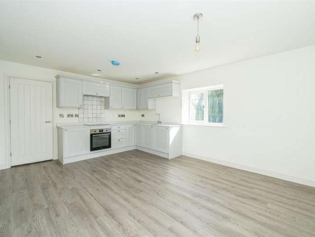 1 Bedroom Apartment Flat