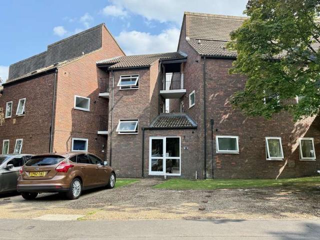 1 Bedroom Apartment Flat
