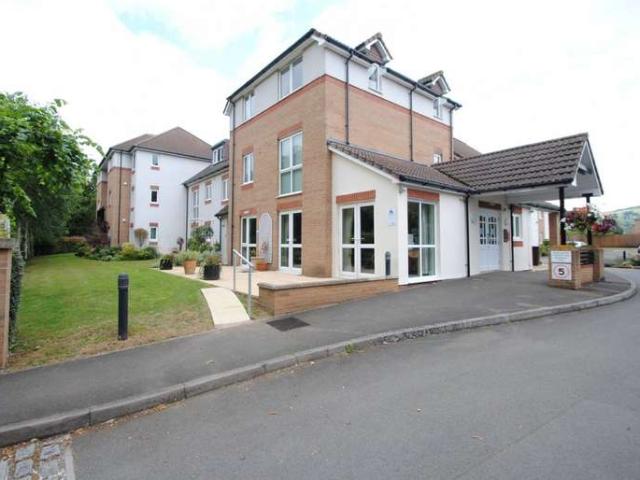 1 Bedroom Apartment Flat