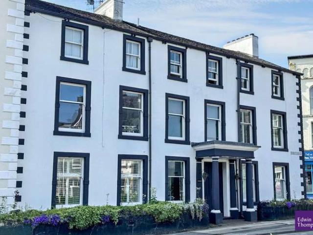 1 Bedroom Apartment Flat