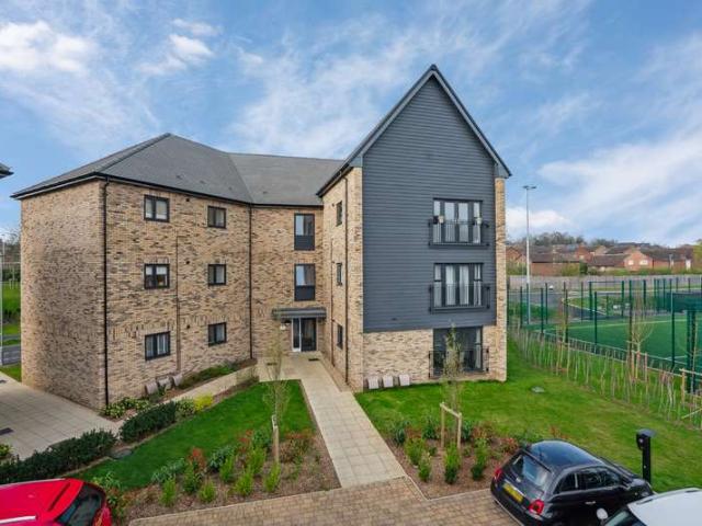 1 Bedroom Apartment Flat