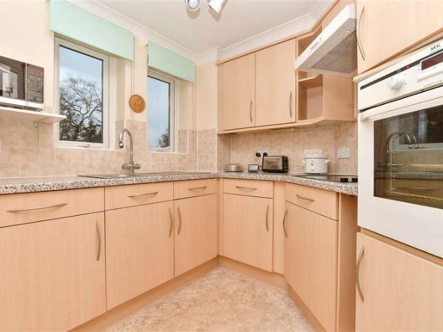1 Bedroom Apartment Flat
