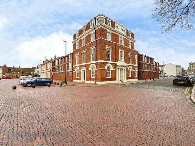 1 Bedroom Apartment Flat
