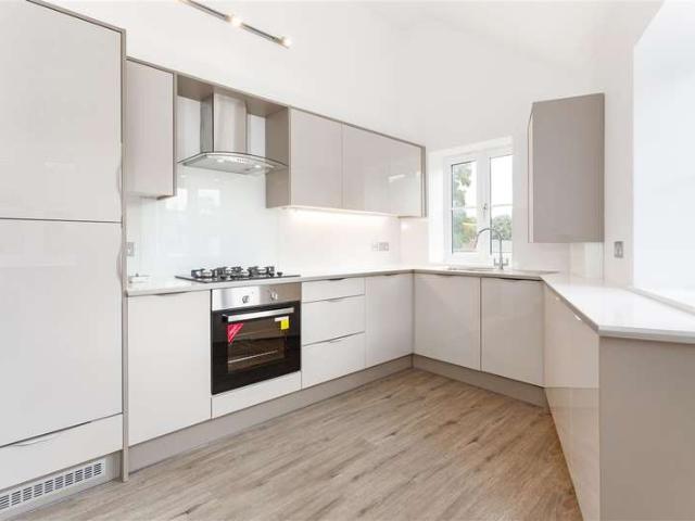 1 Bedroom Apartment Flat