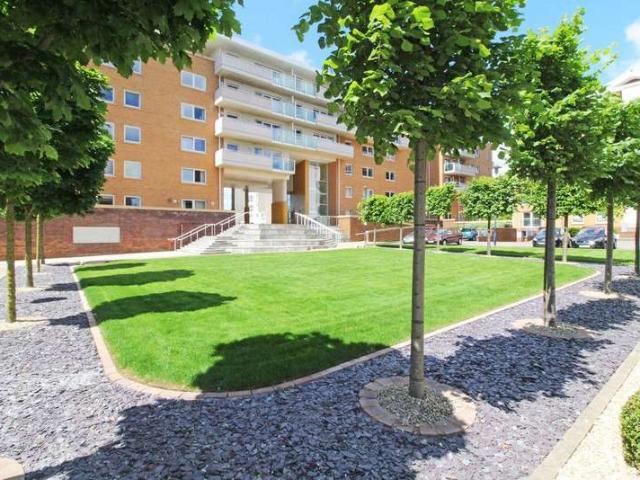 1 Bedroom Apartment Flat