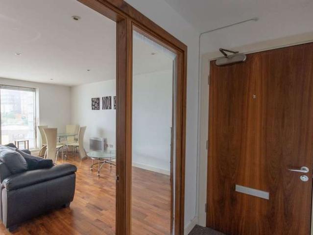 1 Bedroom Apartment Flat