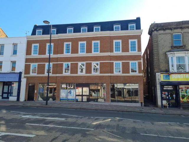 1 Bedroom Apartment Flat