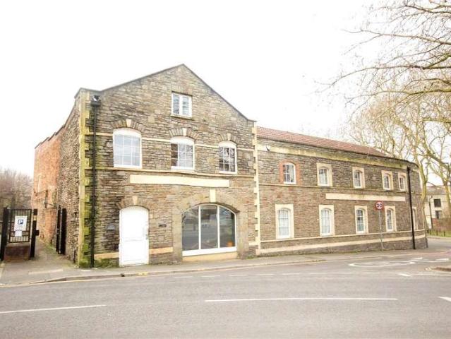 1 Bedroom Apartment Flat
