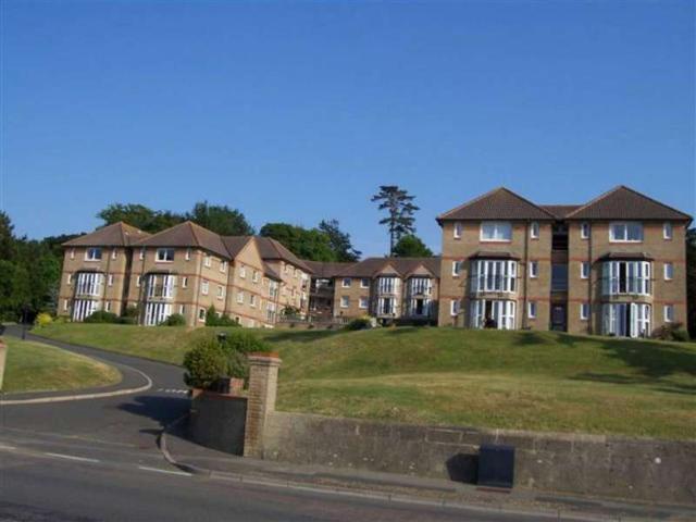 1 Bedroom Apartment Flat
