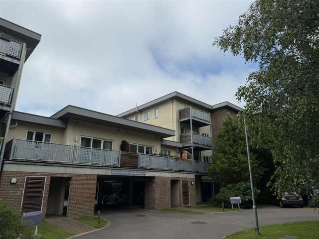 1 Bedroom Apartment Flat
