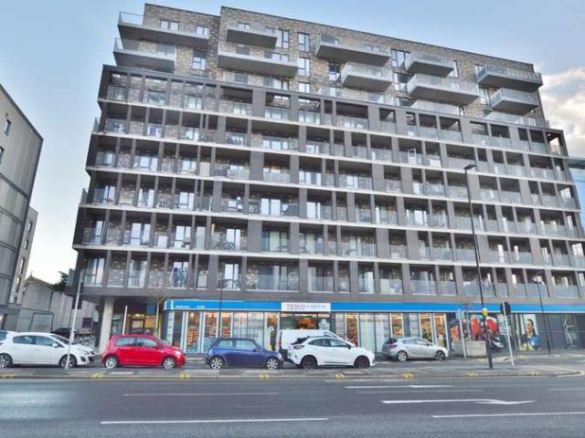 2 Bedroom Apartment Flat