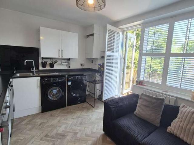 1 Bedroom Apartment Flat