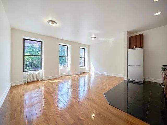 1 Bedroom Apartment for Rent at Manhattan Ave #2A, New York, NY 10025 Upper West Side
