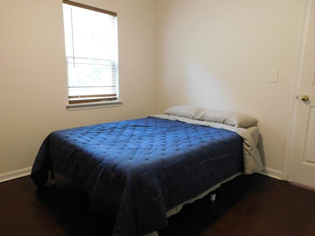 1 Bedroom Apartment for Rent at A Ave #2, Charlotte, NC 28216 Wilson Heights